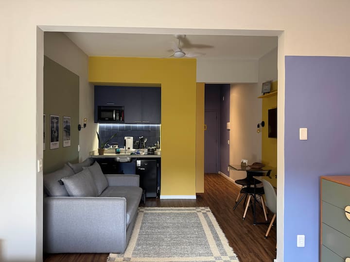 Studio Moderno No Coração Da Lapa - Reformado - Glória