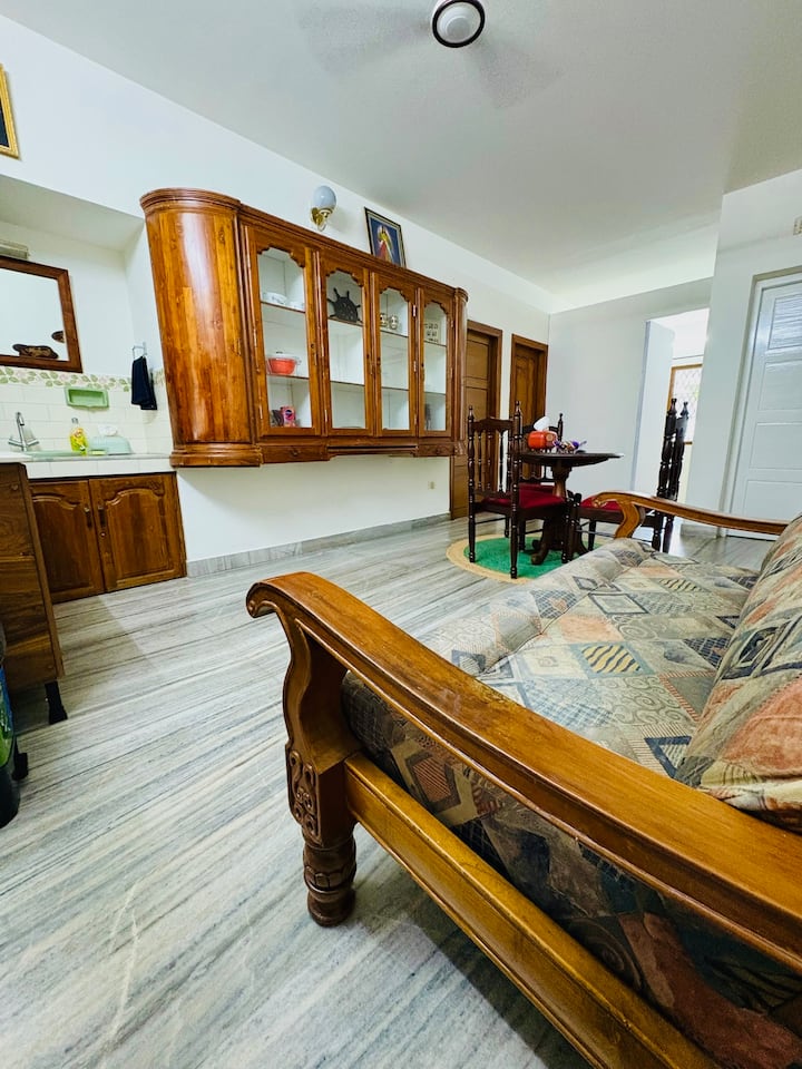 Spacious 2bhk Near Maradu / Forum Mall By Oshara ! - Kochi, India