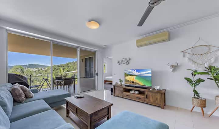Airlie Beach Retreat : Where Luxury Meets Horizon - Airlie Beach