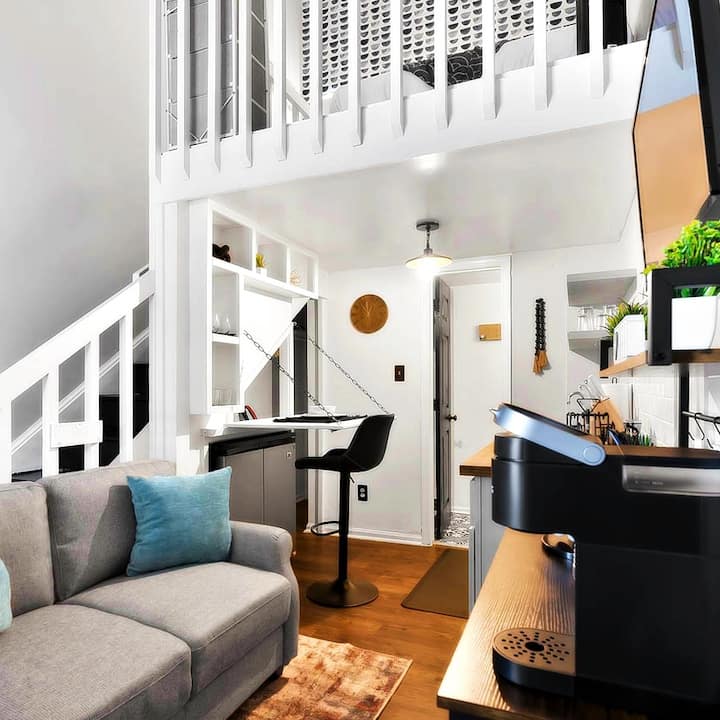 Peaceful Cove With Modern Details + Free Parking - Raleigh, NC