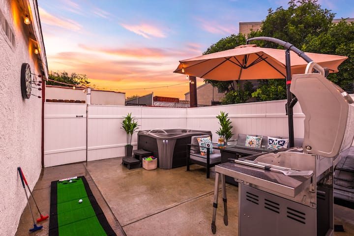 Private Culver City Stay |Hot Tub|parking | Grill. - Culver City, CA