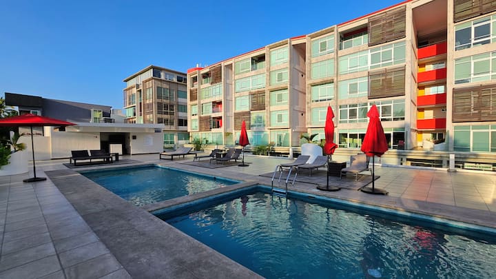 Bright 2-br Apartment With Pool, Outdoor Patio - Nuevo Vallarta