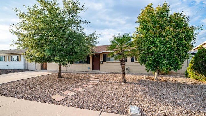 Modern Western Retreat • Walk To Old Town - Scottsdale, AZ