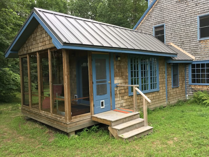 Sunny Private Attached Studio Surrounded By Nature - Lake Wyola, MA