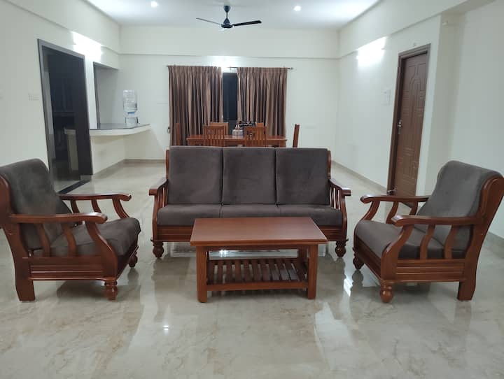 Amaira Studio Living Coimbatore 3bhk Near Airport - Coimbatore
