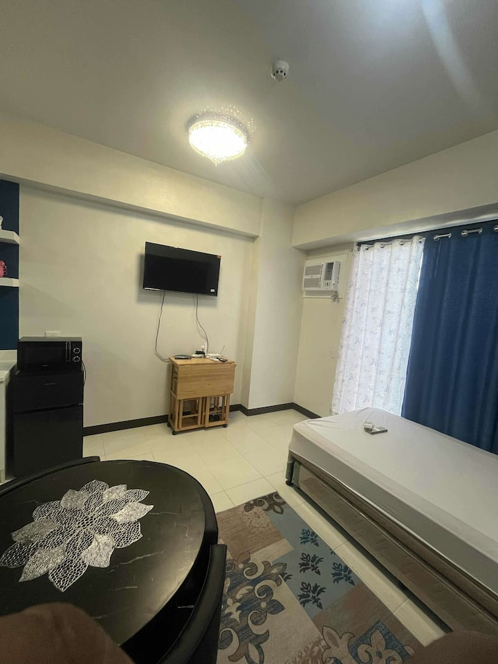 Zadia Staycation - Santa Rosa, Laguna - Cabuyao