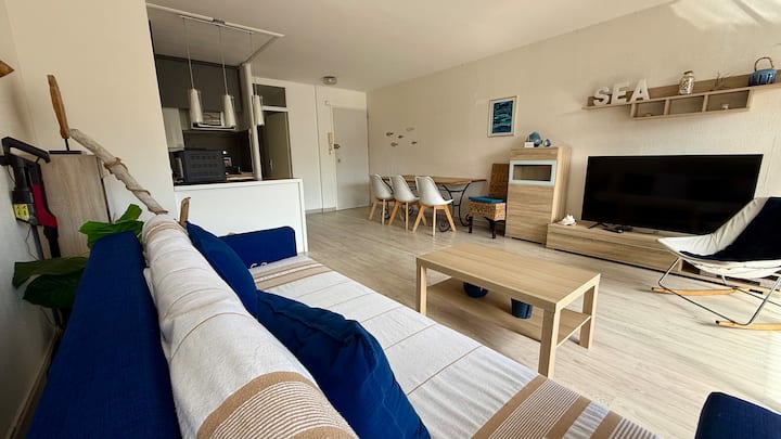 Appartement Climatisé 6 Personnes 60m2 - Aigues-Mortes