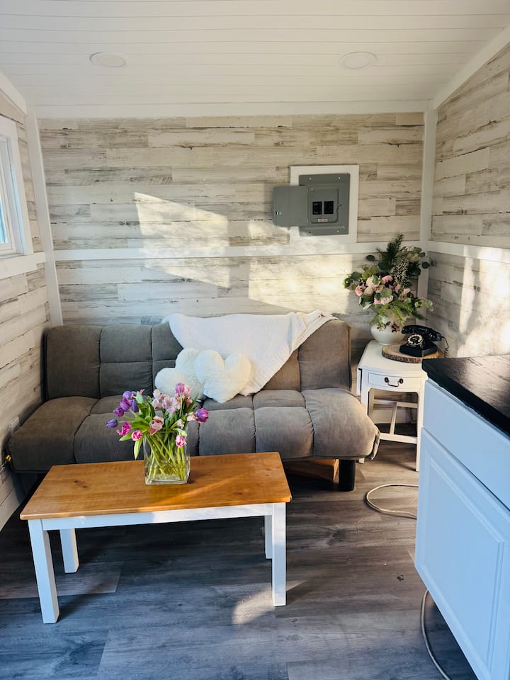 Tiny House Garden Retreat- 5 Mins From Safari Park - Escondido, CA