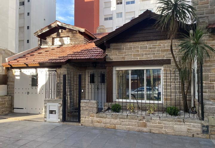 La Perla - Casa Sobre Av. Libertad - Mar del Plata
