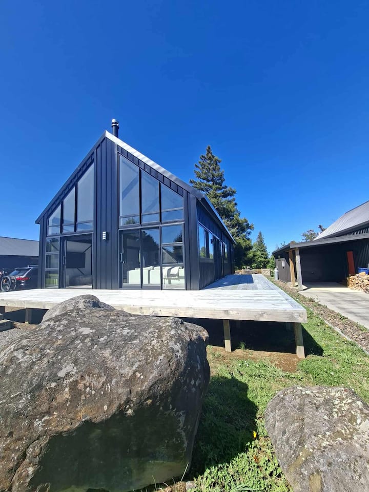 Modern Mountain Home - Ohakune