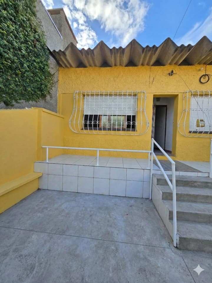 Casa Helarle Com Terreno Nos Fundos. - Rio Grande, Brazil