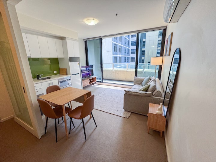 Modern 6‑guest Cbd Flat, 2 Min To Queen Vic Market - Australië
