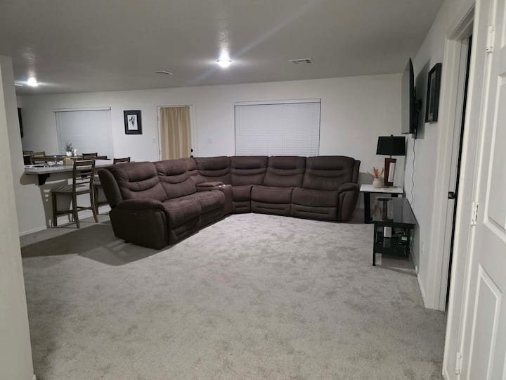 New Build Foothills Retreat | 3br/2ba - Yuma, AZ