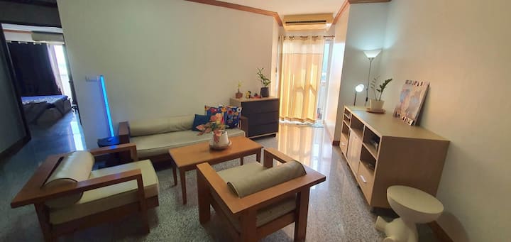 Huge Room 85sqm In Center Of Bkk 10 Mins Walk Bts - Bangkok