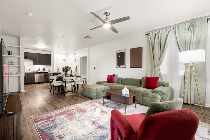 Desirable 2bd-2ba Marinadelrey, 1.5mi To Yachtclub - Santa Monica, CA