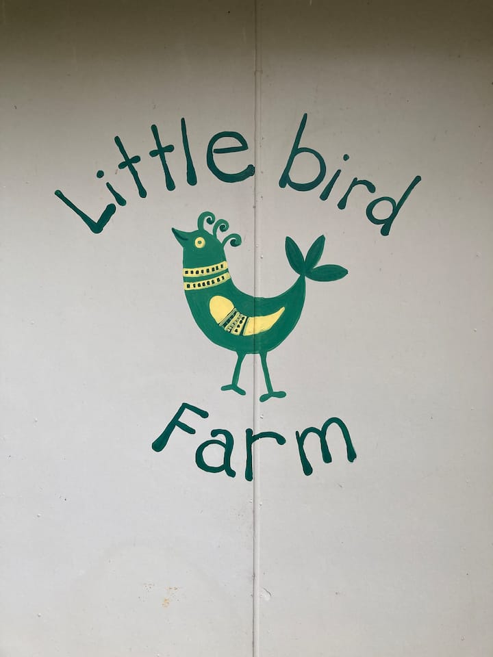 Little Bird Farm Homestead. 
Rural Bliss For 2. - Taree