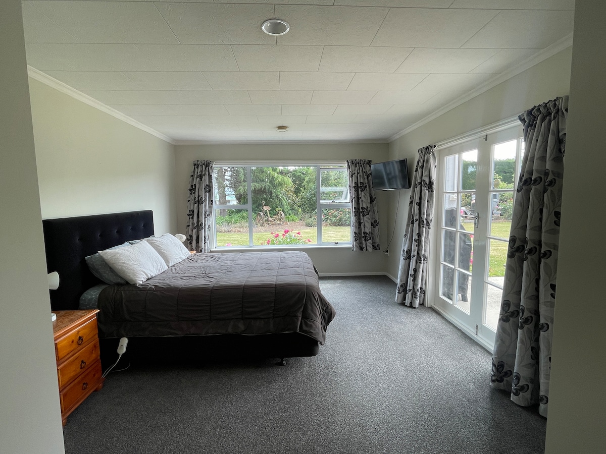 Happy Hideaway - Houses for Rent in Oamaru, Otago Region, New Zealand ...