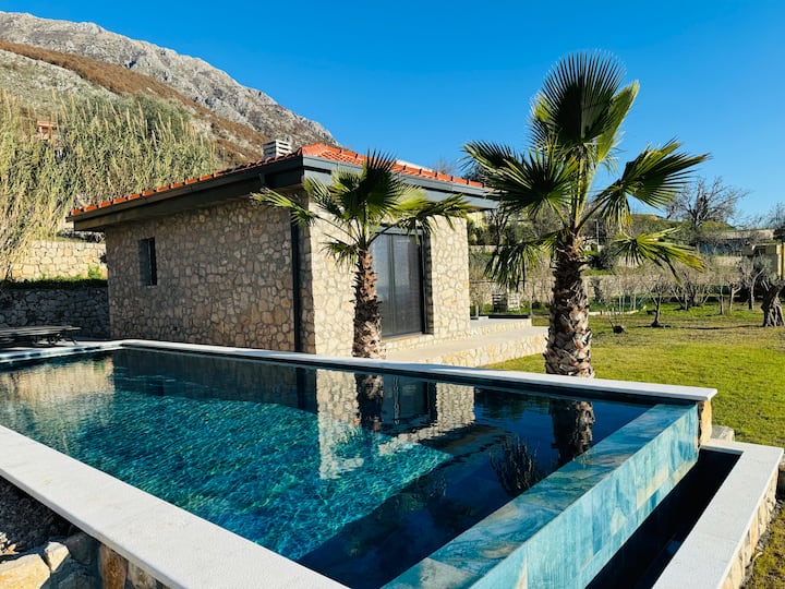 Gemütlicher Bungalow In Dobra Voda (Bar) - Monténégro