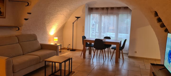 Superbe Appartement Voûté - Jusqu'à 6 Couchages - Tallard