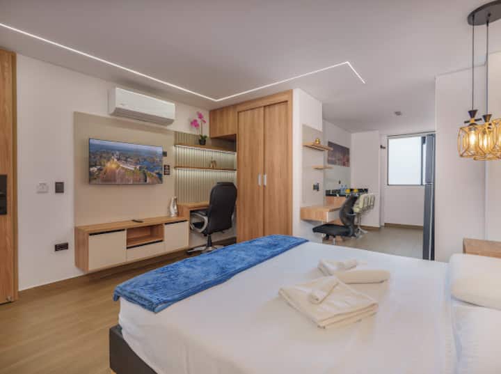 703 Acogedor Apto Nuevo Con Linda Vista Medellín - Medellin, Antioquia, Colombia