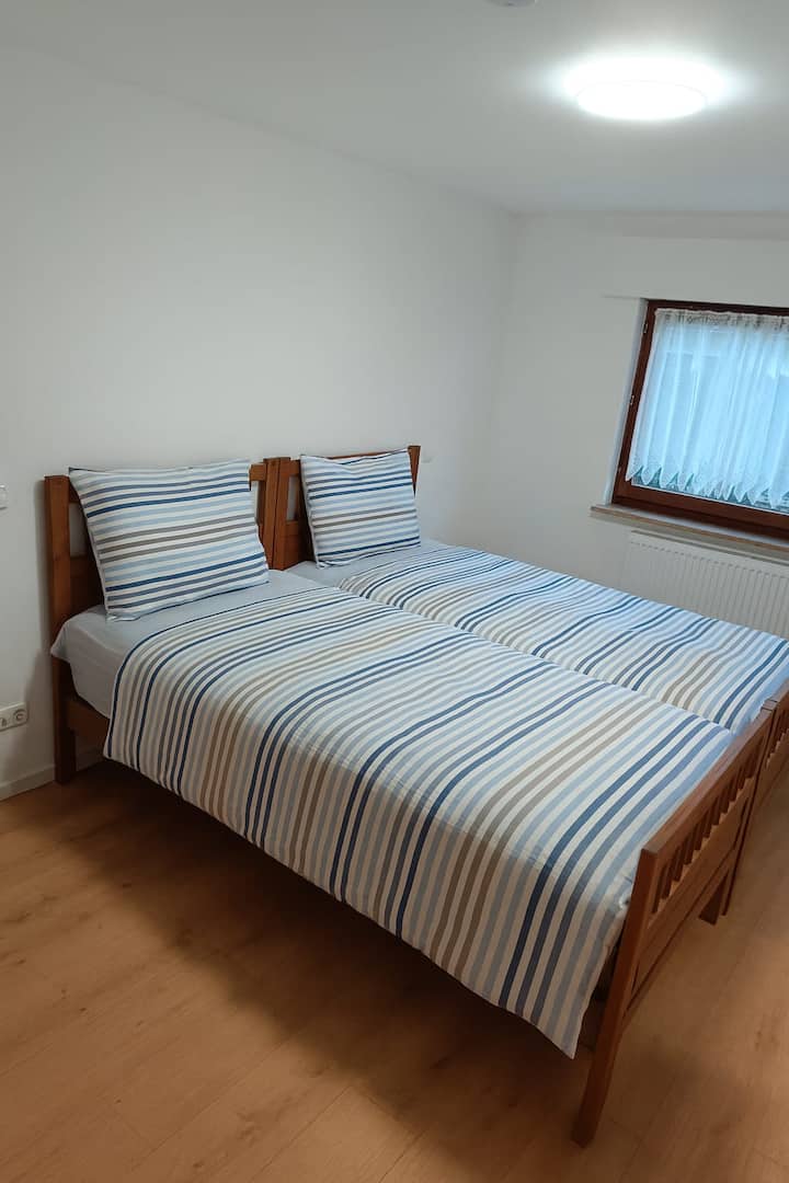 Gemütliche Unterkunft In Messenaher Lage - Nuremberg