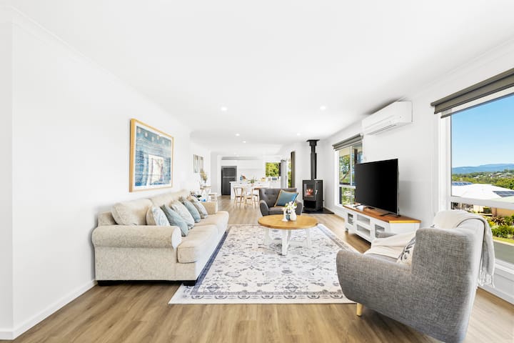 Lux On Court @ Long Beach - Long Beach