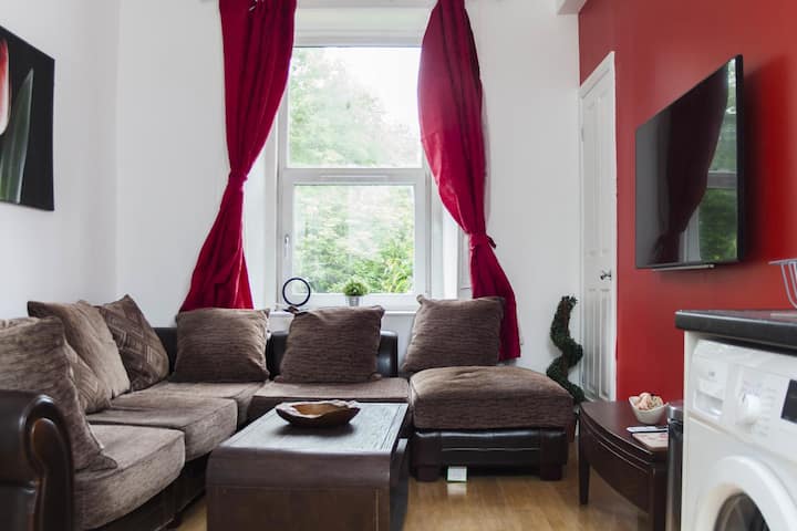 Charming Marchmont Apartment - Edinburgh, UK