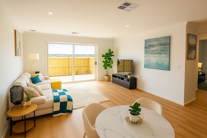 Relax And Unwind In Lara - Lara