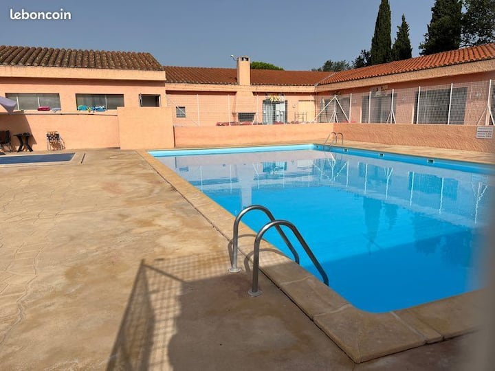 Mobilhome 4/6 Pers Au Calme Avec Piscine - Perpignan