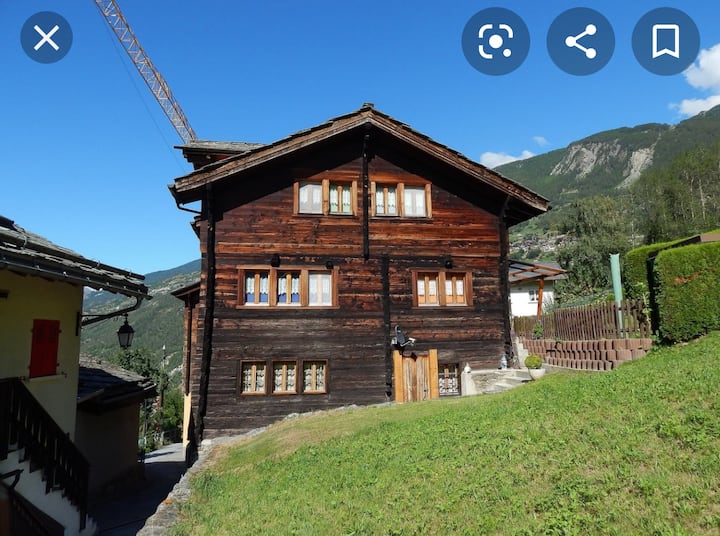 Heimelige Wohnung Im 250 Jährigen Walliserhaus - Bürchen