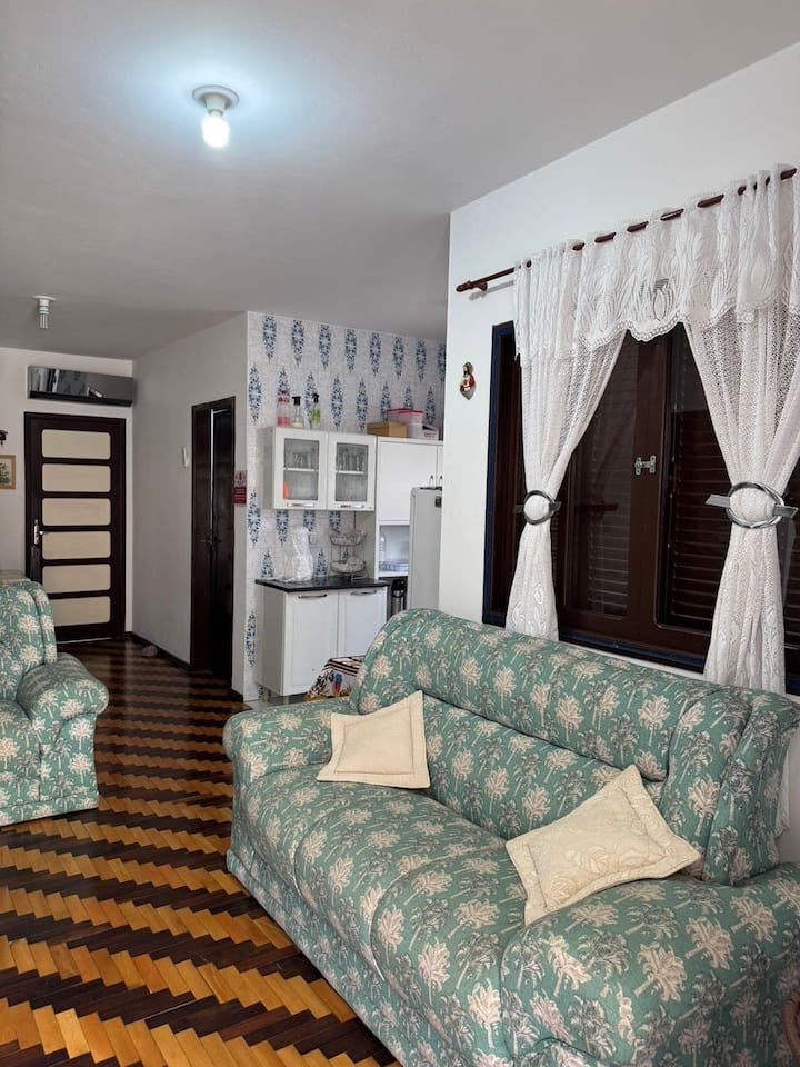 Casa180m Da Praia C/ar Condicionado Nos 4 Ambiente - Barra Velha