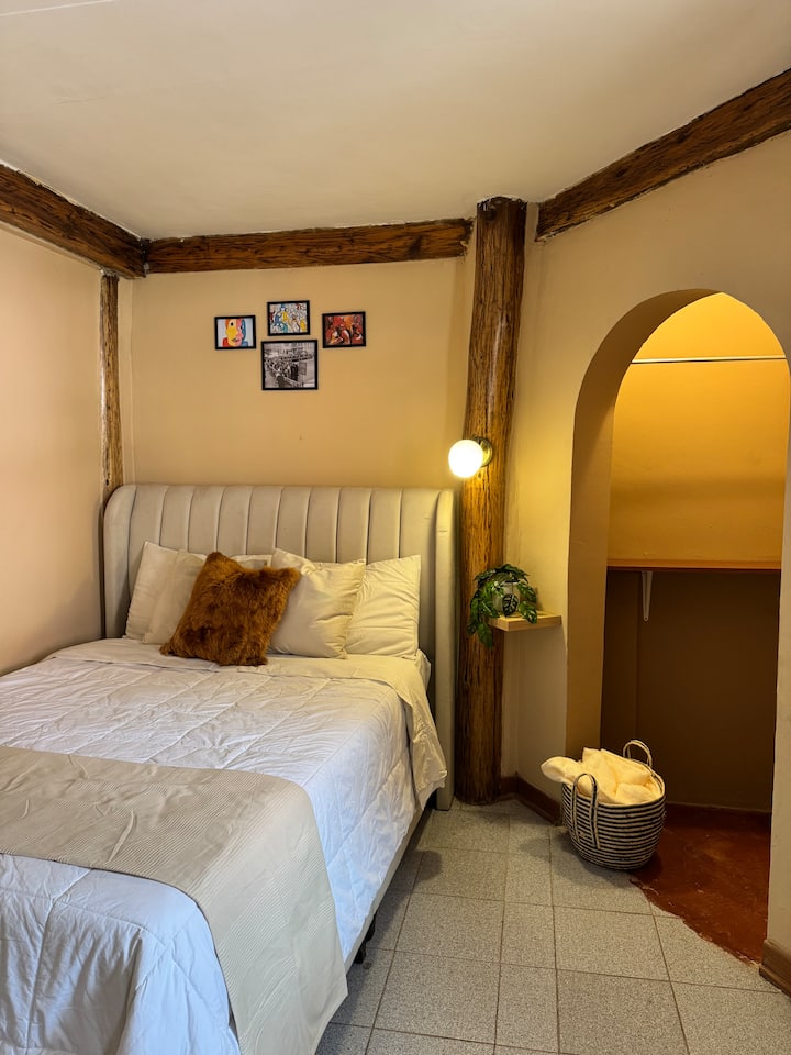 Casita Carlita · Estilo Rústico Y Luz - Cusco