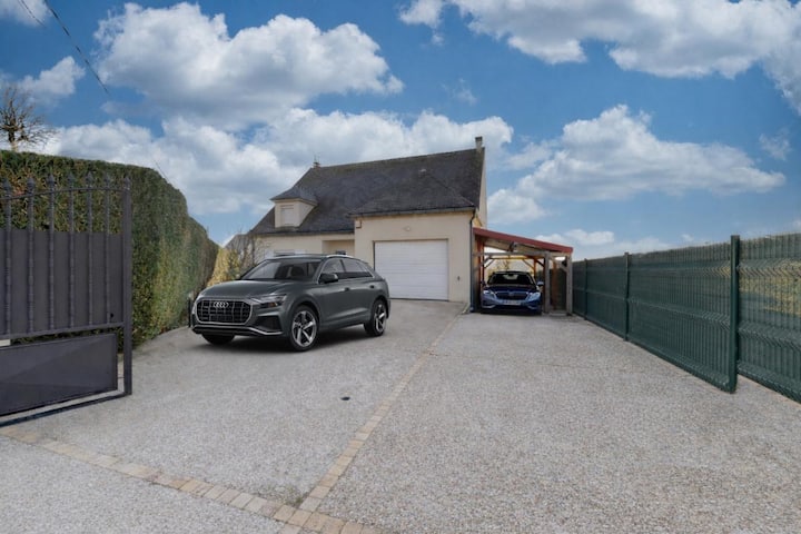 Vaste Maison Contemporaine Au Calme - Le Parc des Félins - Lumigny