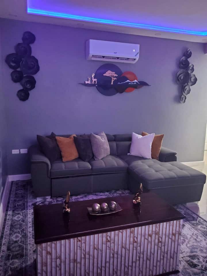 Modern 2br Beach Apartment • Relax & Unwind - Jamaica