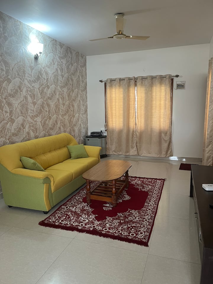 Spacious Happy Nest 2bhk - Bengaluru