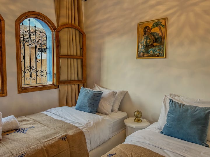 Belle Chambre En Plain Medina Bleu Avec Terrasse. - Chefchaouen