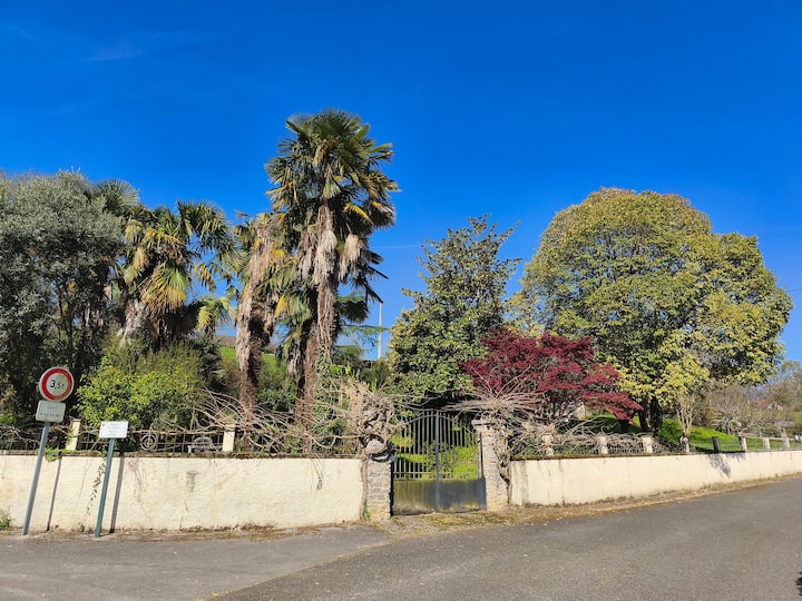 Modernes Wohnen Mit Großem Garten - Mauléon-Licharre