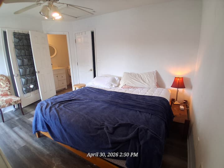 Bayside Top Floor Master Bedroom - Norfolk, VA