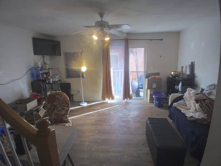 Bayside Top Floor Master Bedroom - Norfolk, VA