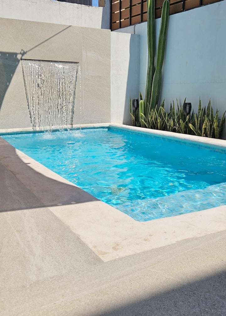 Moderna/cómoda Casa Con Alberca Cerca De Fundidora - Guadalupe, Mexico