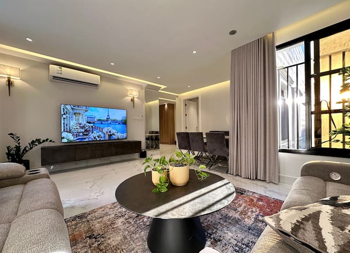 Alyasmeen 3-b شقة 3 غرف مطلّة سطح خاص -حي الياسمين - Riyadh