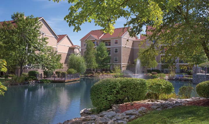 Deluxe 3bd In Branson At The Meadows - Branson, MO