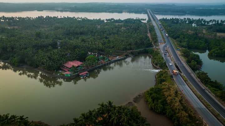 Greenland Waterfront - Single Room - Kundapura