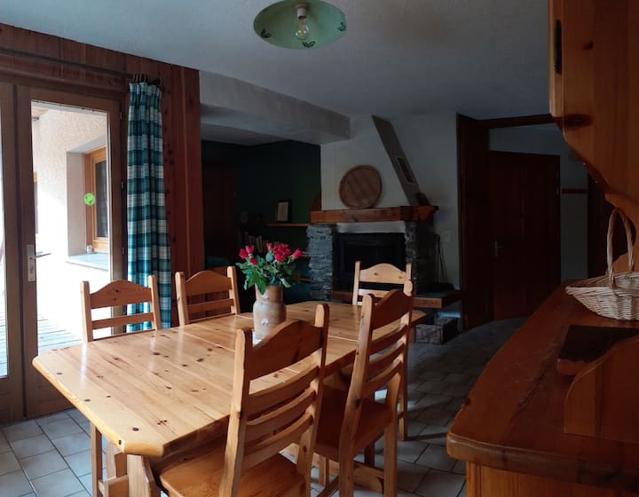 Appartement Dans Chalet à La Montagne - Abriès