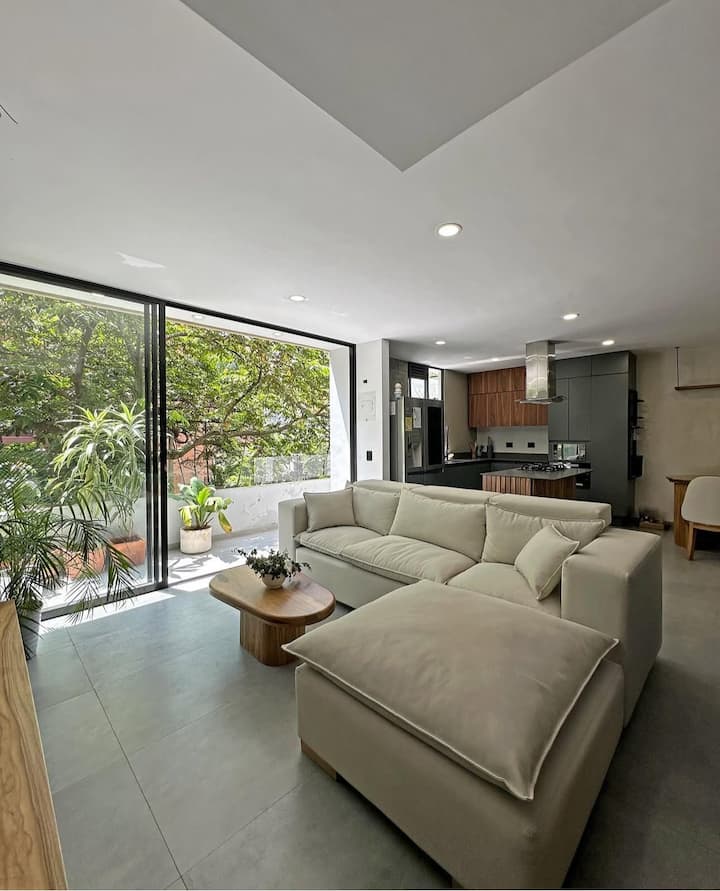 Design 2bdr Duplex In Laureles- A Nature Hideaway - Colombia
