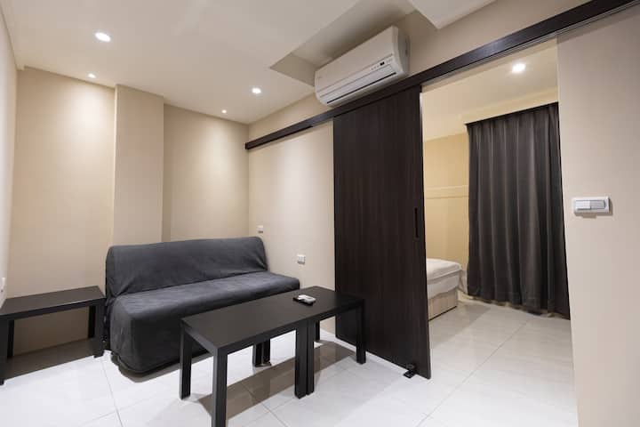 *近逢甲夜市 舒適一房一廳~步行夜市三分鐘 - 베이 구