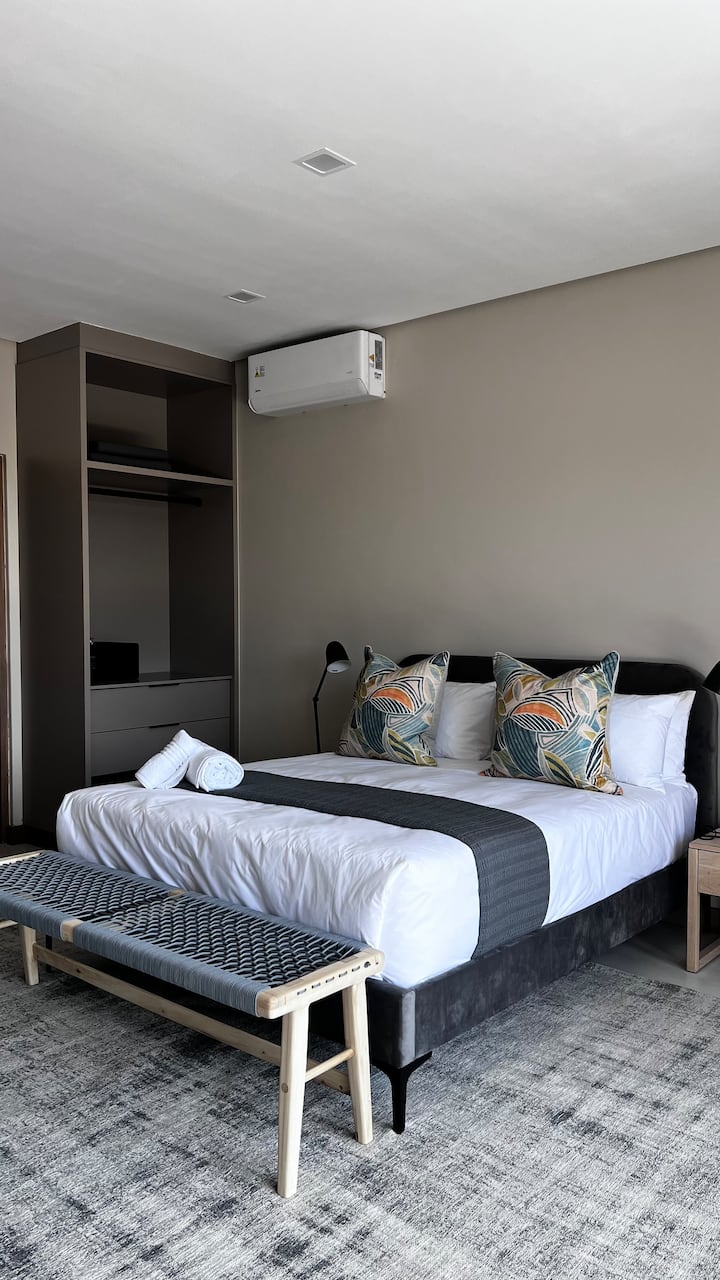 Capital Beach Studio Apartment (Self Catering) - Durban