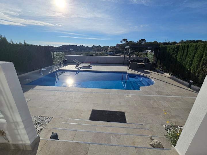 Villa D'exception Avec Piscine Privée Et Terrasse - Cabo Roig