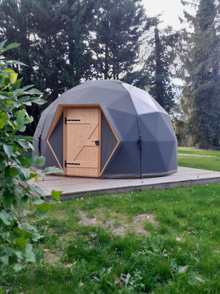 Nuit Insolite, Dôme Avec Vue Sur La Voûte éToilée - Loiret