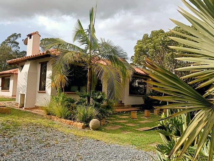 7p/hermosa Casa En Villa De Leyva/jacuzzi&jardines - Villa de Leyva